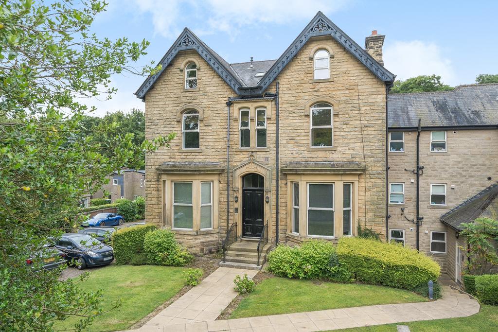 3 Park Villas, Leeds LS8 2 bed flat for sale - £250,000