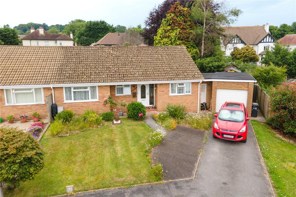 Bewley Court, Somerset TA20 2 bed bungalow for sale - £300,000