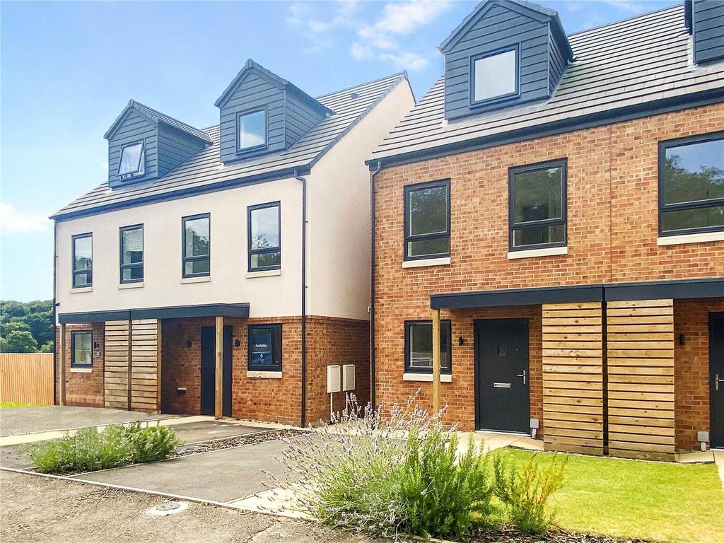 Taiga Place, Worksop S80 3 bed semi-detached house for sale - £210,000