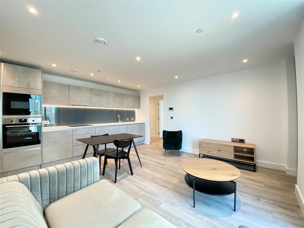 The Blade, Manchester 1 bed apartment - £290,000