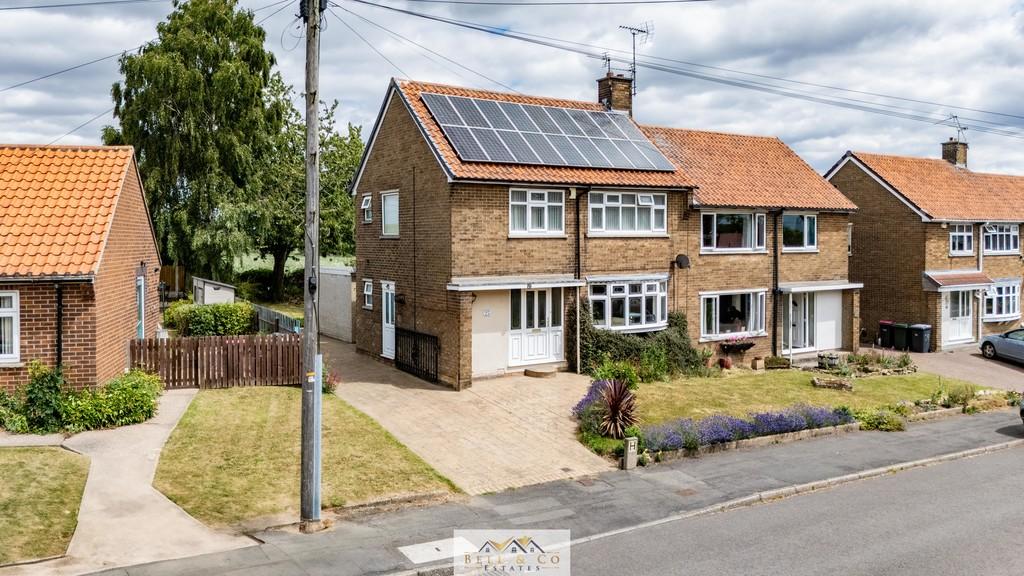 Keeton Hall Road, Sheffield S26 3 bed semi-detached house for sale - £ ...
