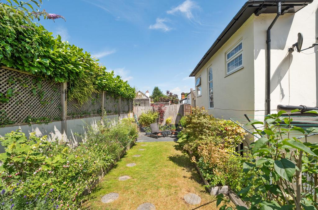 Rye Street, Hertfordshire CM23 2 bed semi-detached house - £400,000