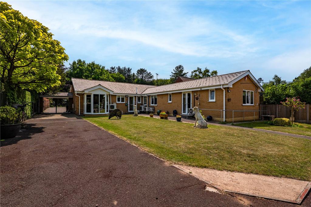 Kirkby Road, Ravenshead, Nottingham... 3 bed bungalow for sale - £600,000