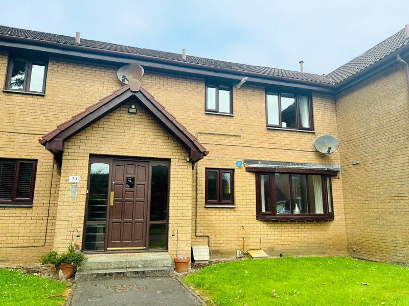 McColgan Place, Ayr KA8 2 bed flat - £650 pcm (£150 pw)