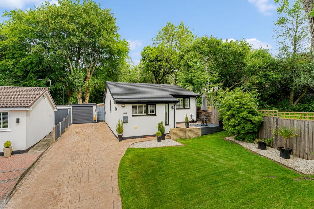 Briggs Fold Close, Egerton, Bolton, BL7 2 bed detached bungalow - £295,000