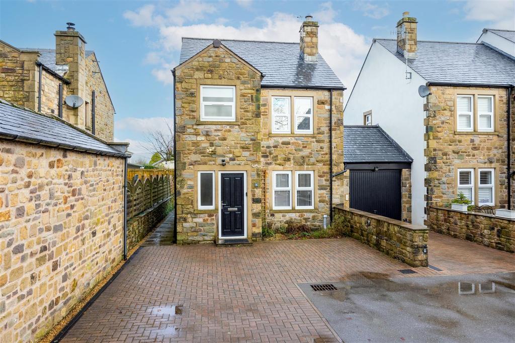 3 Gill View, Ingleton 3 bed link detached house for sale - £280,000