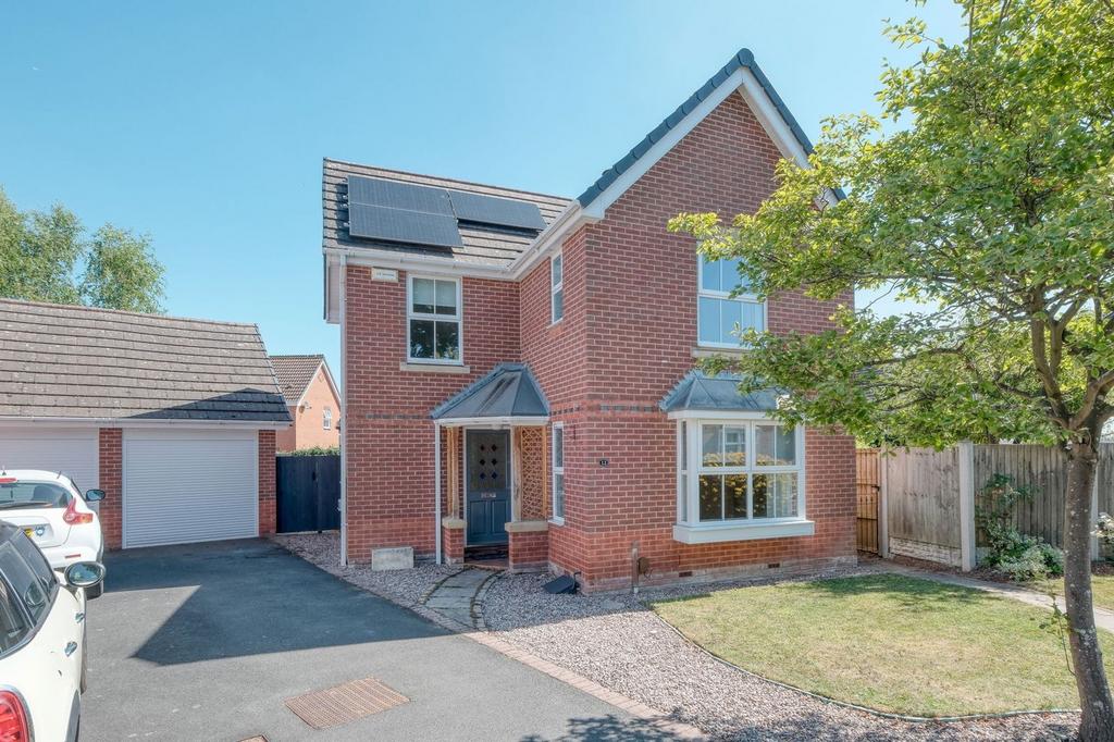 Dover Avenue, Worcester, WR4 3 bed detached house for sale - £375,000