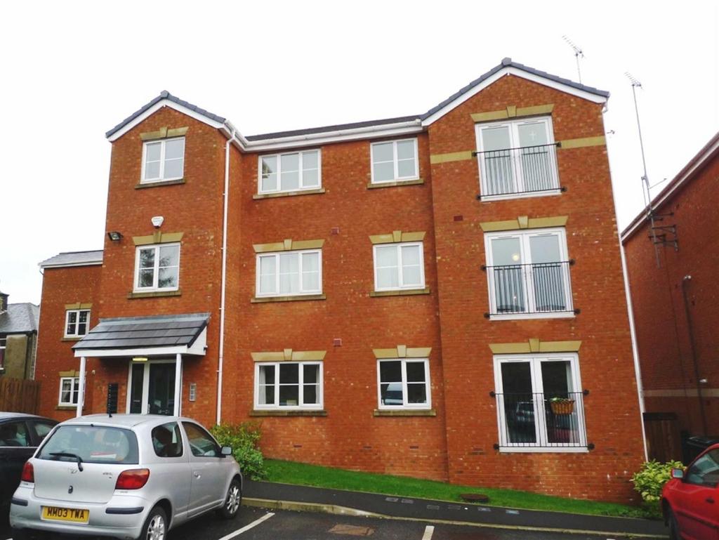 Jacob Bright Mews, Whitworth Road... 2 bed apartment - £825 pcm (£190 pw)
