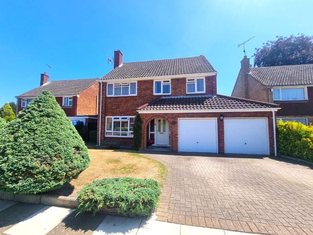 Salehurst Road, Ipswich, IP3 4 bed detached house - £500,000