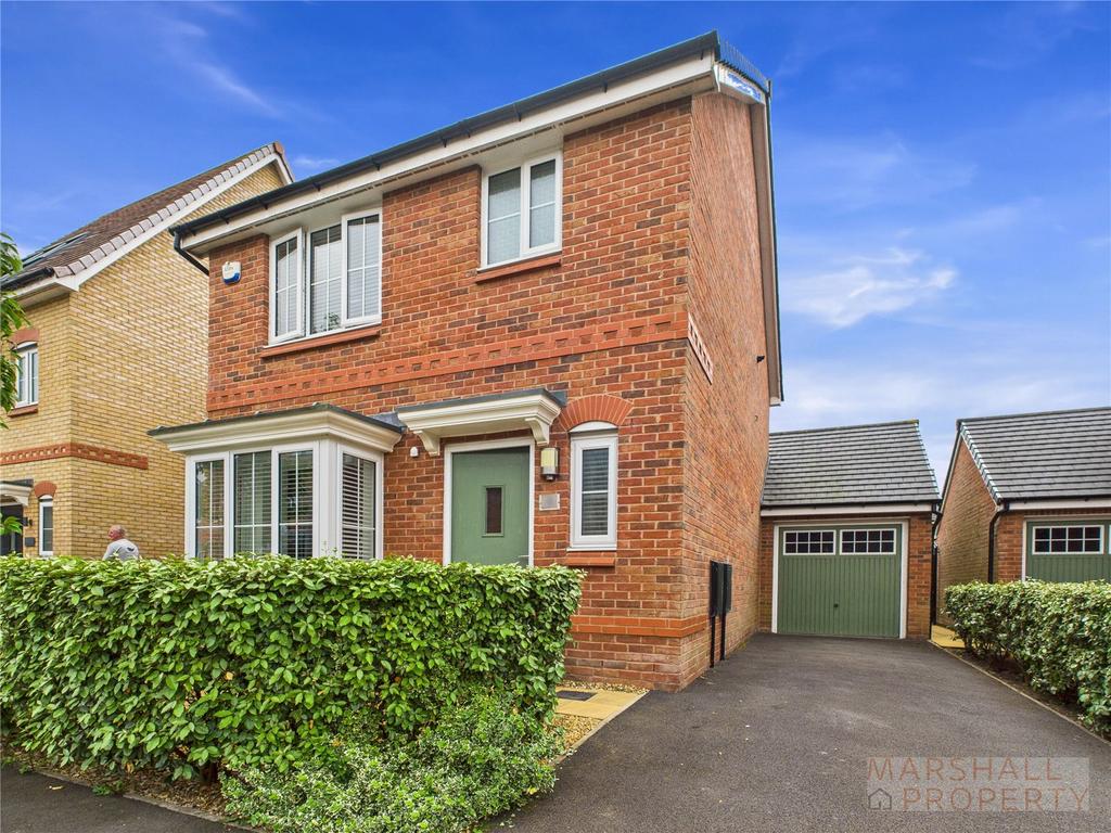 Lightoaks Drive, Halewood, Liverpool... 3 bed detached house - £1,700 ...