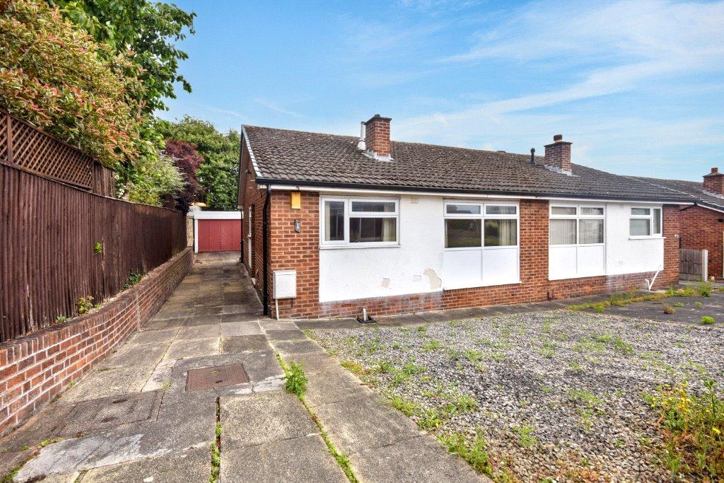 Cumbrian Way, Wakefield, West Yorkshire 2 bed bungalow - £185,000