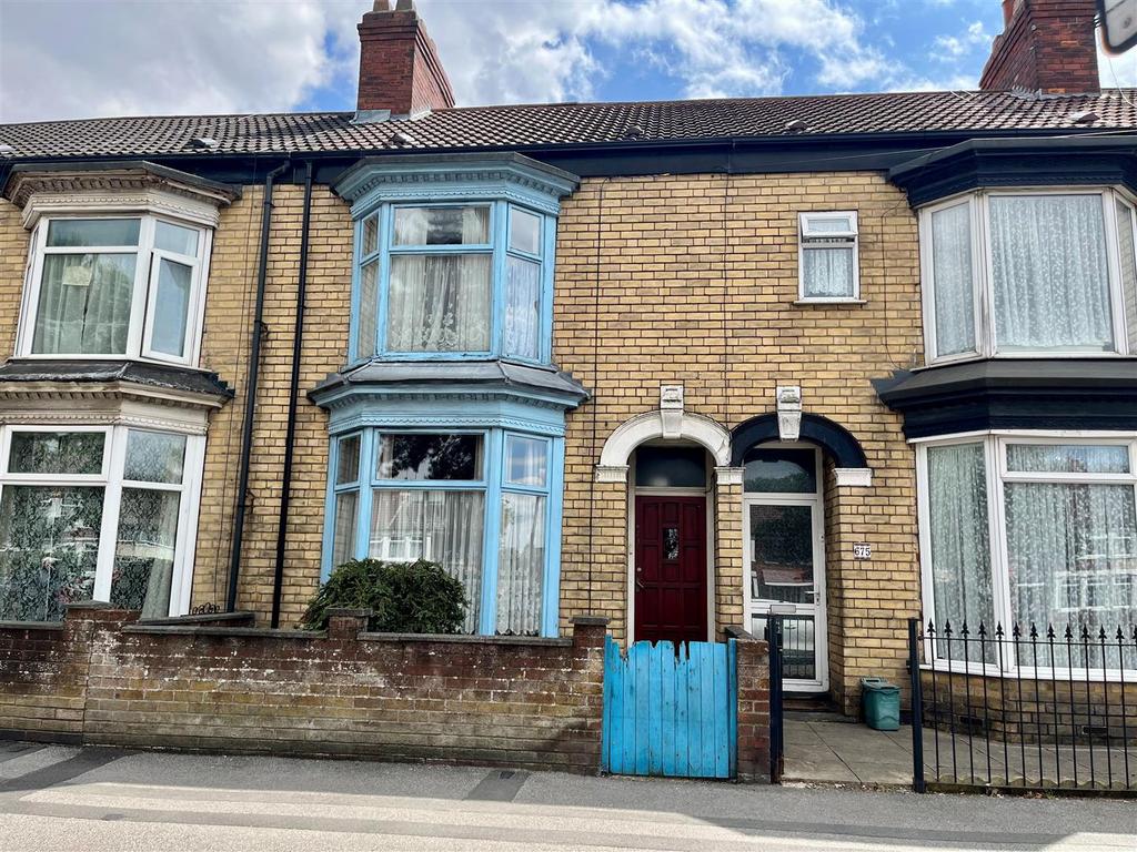 Spring Bank West, Hull 2 bed terraced house - £60,000