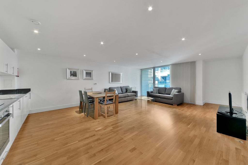 Millharbour, Canary Wharf, London, E14 2 bed flat - £2,925 pcm (£675 pw)