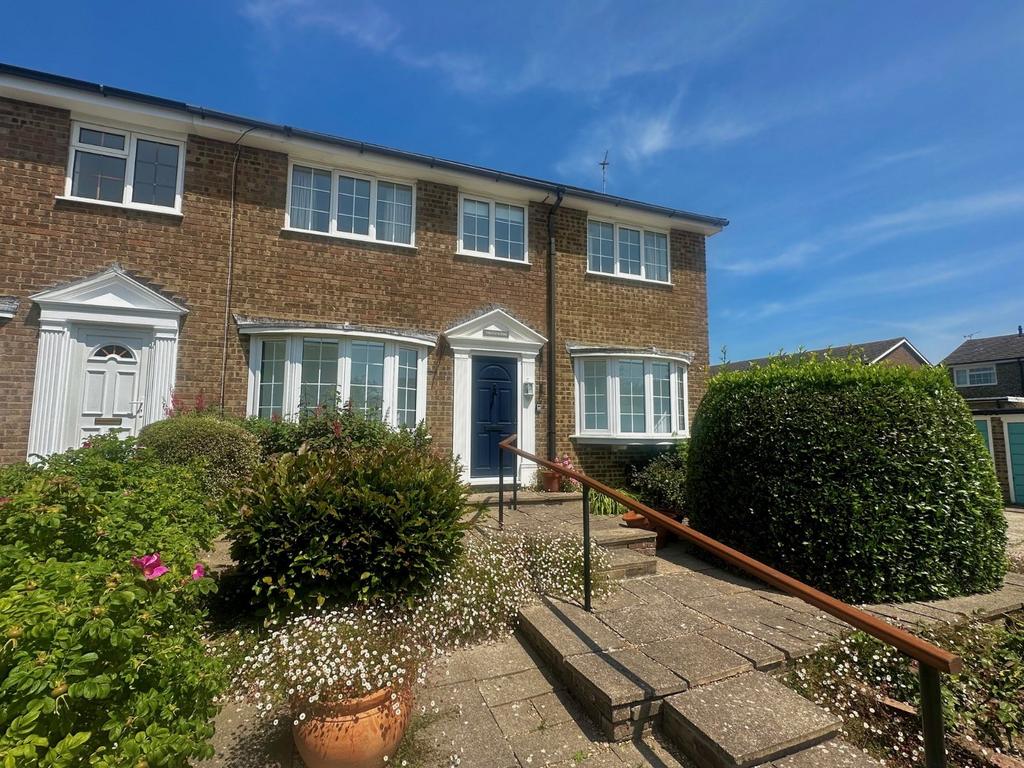 Hanover Close, Walmer, Deal, CT14 4 bed semi-detached house for sale ...