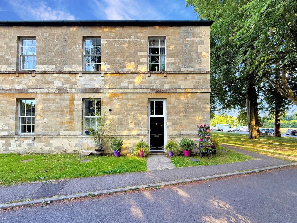 Speer Court, Devizes SN10 2 bed terraced house for sale - £315,000