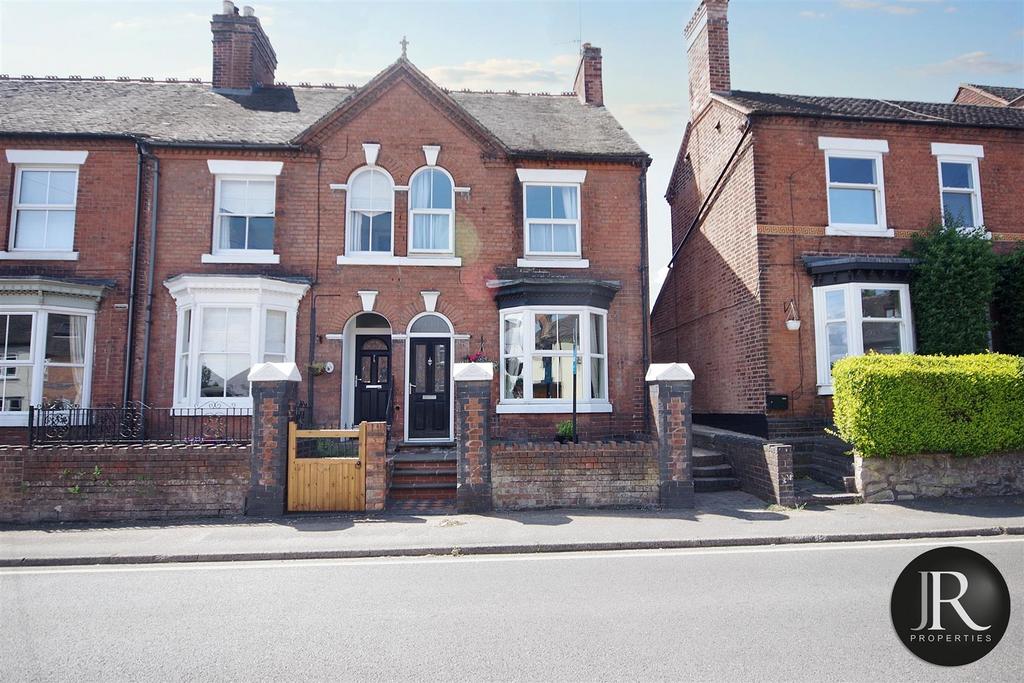 Armitage Road, Rugeley WS15 2 bed terraced house - £230,000