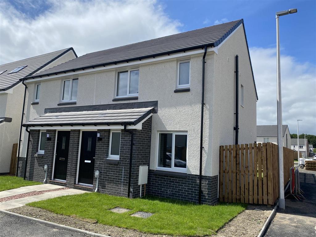 11 Muirton Farm Road, Kirkcaldy 3 bed semi-detached house - £1,100 pcm ...