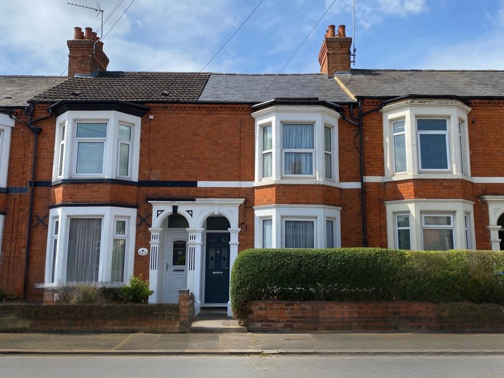 Baring Road, St James, NN5 7BA 3 bed terraced house - £225,000