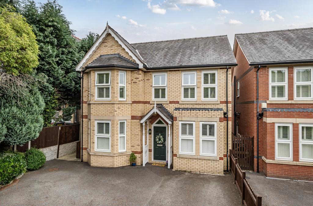 Morda Road, Oswestry SY11 4 bed detached house for sale - £475,000