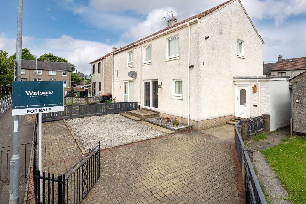 Marches Drive, Armadale EH48 3 bed end of terrace house - £160,000
