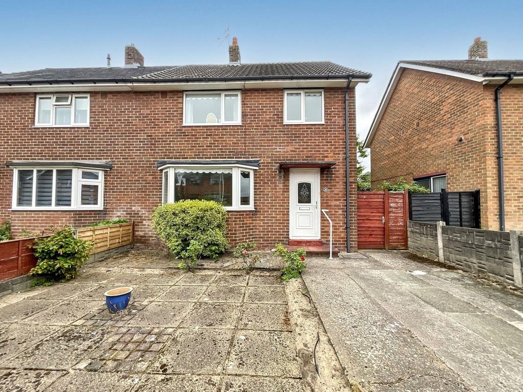 Briar Road, Southport PR8 3 bed semi-detached house for sale - £175,000