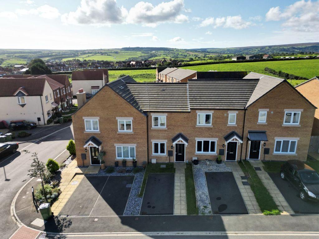 2 Easter Court, Whitby 2 bed terraced house - £207,500