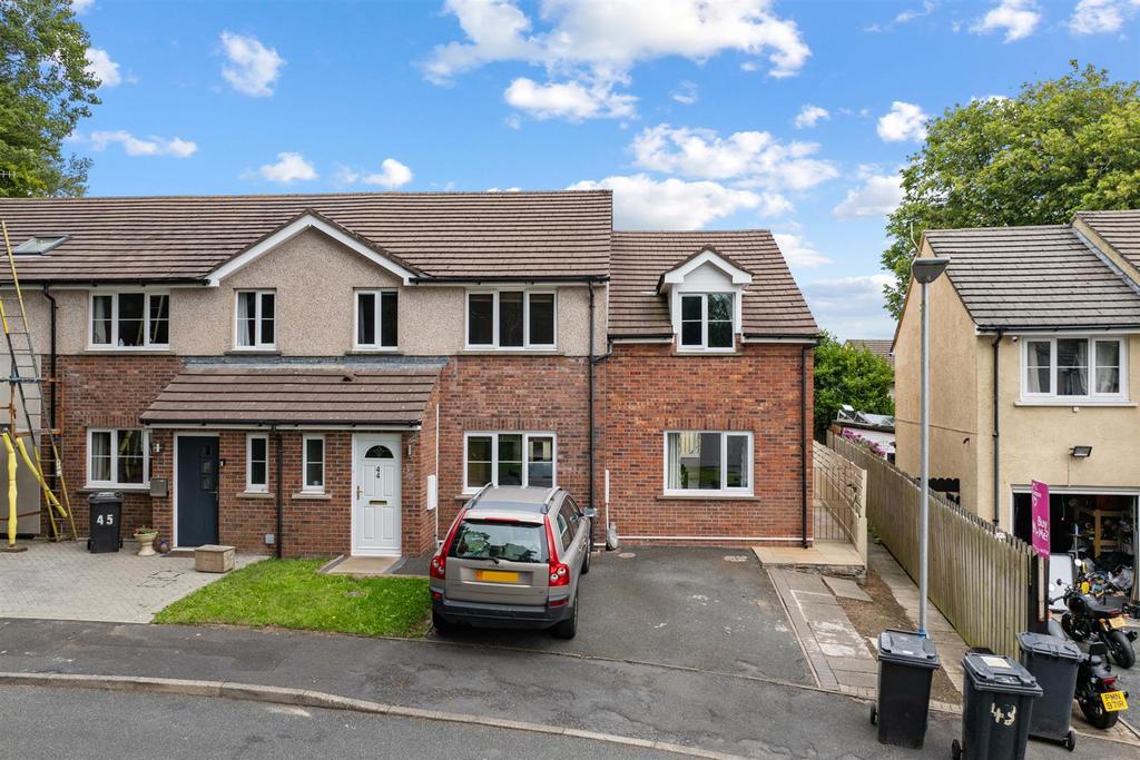 Harcroft Meadows, Isle of Man IM2 4 bed semi-detached house for sale - £485,000