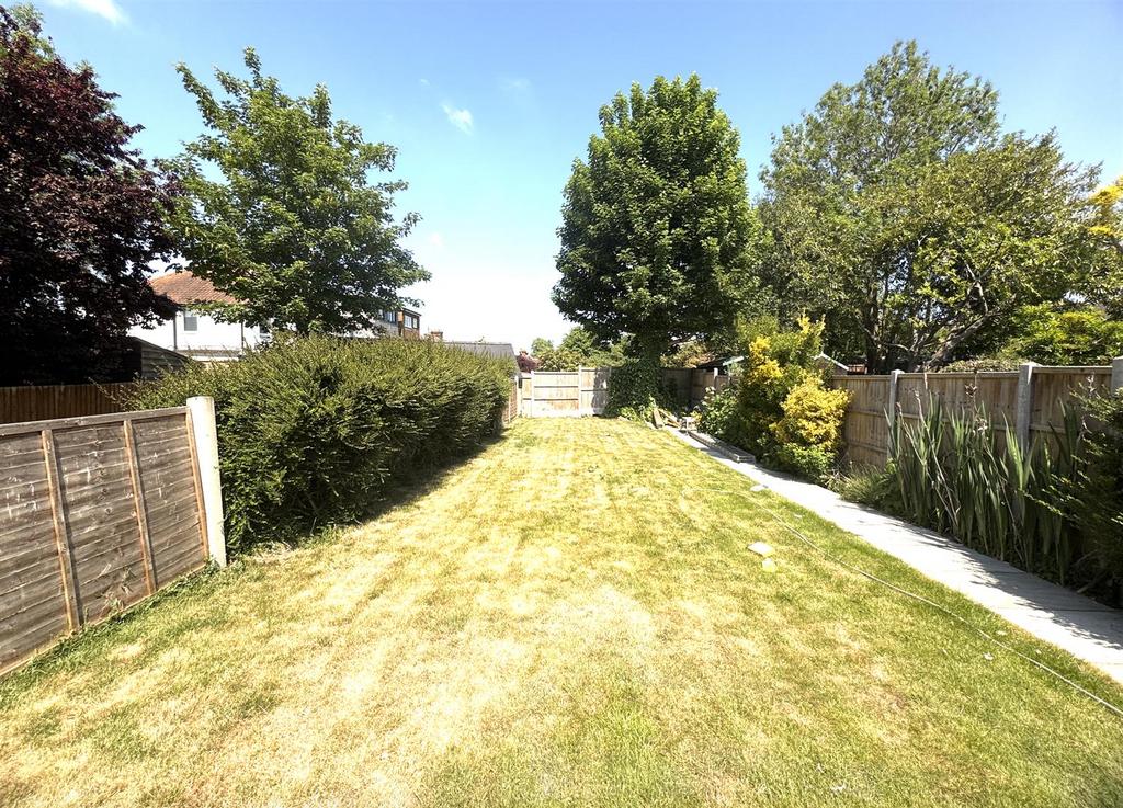 Old Tovil Road, Kent ME15 3 bed semi-detached house to rent - £1,650 ...