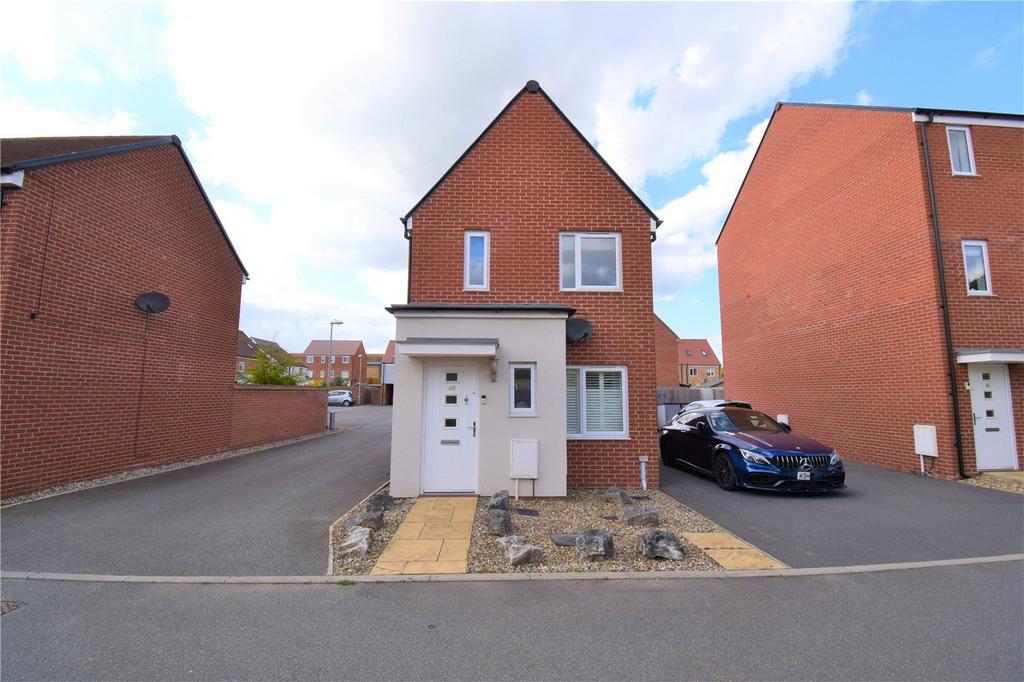 Martin Hunt Drive, Stanway... 2 bed detached house - £300,000