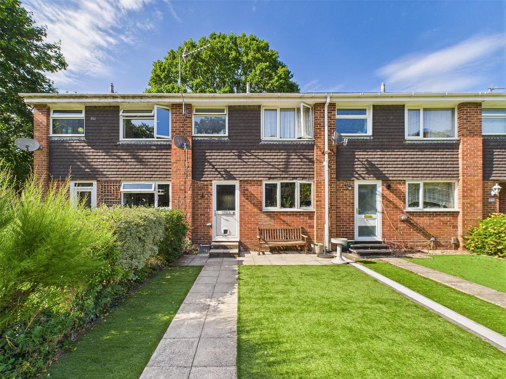 Priory View Road, Burton... 3 bed terraced house for sale - £300,000