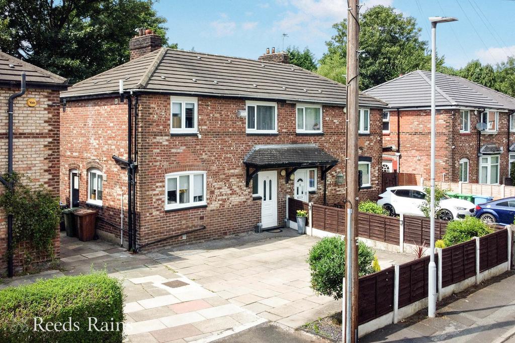 Pytha Fold Road, Greater Manchester M20 3 bed semi-detached house for ...
