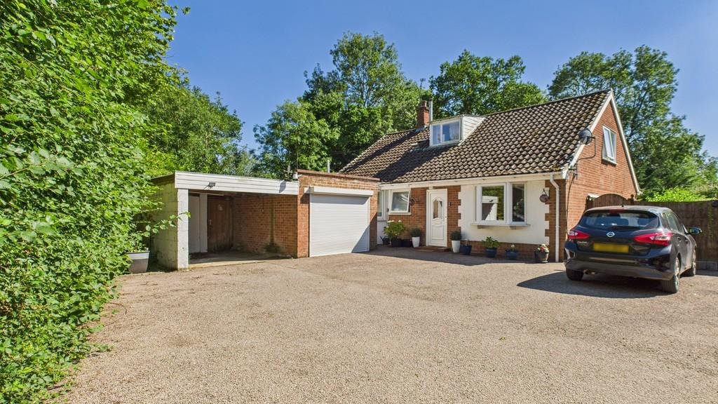 Livermere Road, Bury St Edmunds IP31 4 bed detached house for sale - £ ...