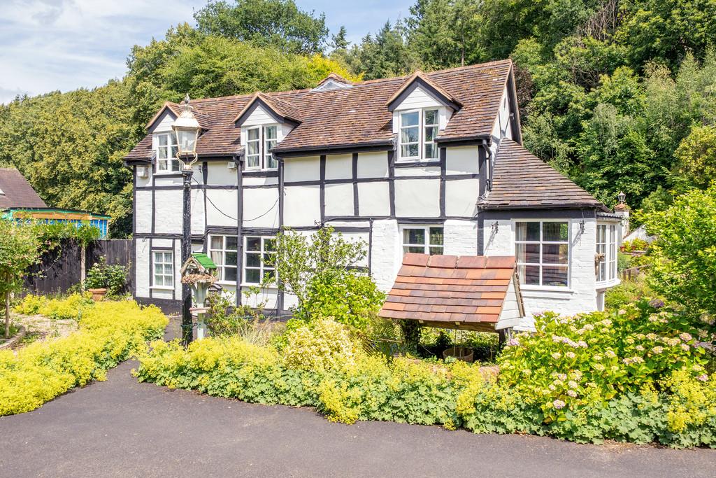 Horn Cottage, Shrawley 4 bed cottage for sale - £695,000