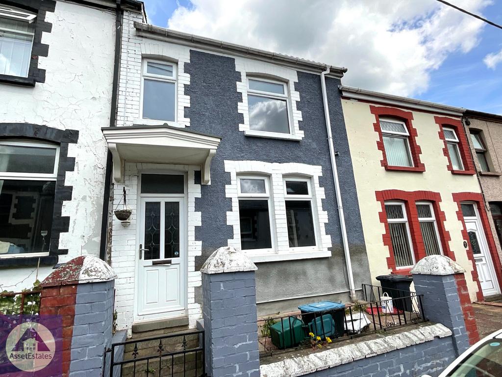 Neuadd Street, Abertillery 2 bed terraced house - £600 pcm (£138 pw)