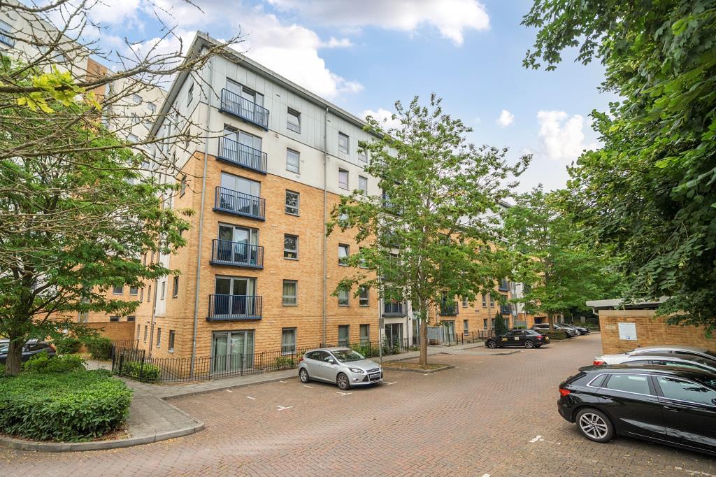 Basingstoke, Hampshire, RG24 1 bed block of apartments - £150,000
