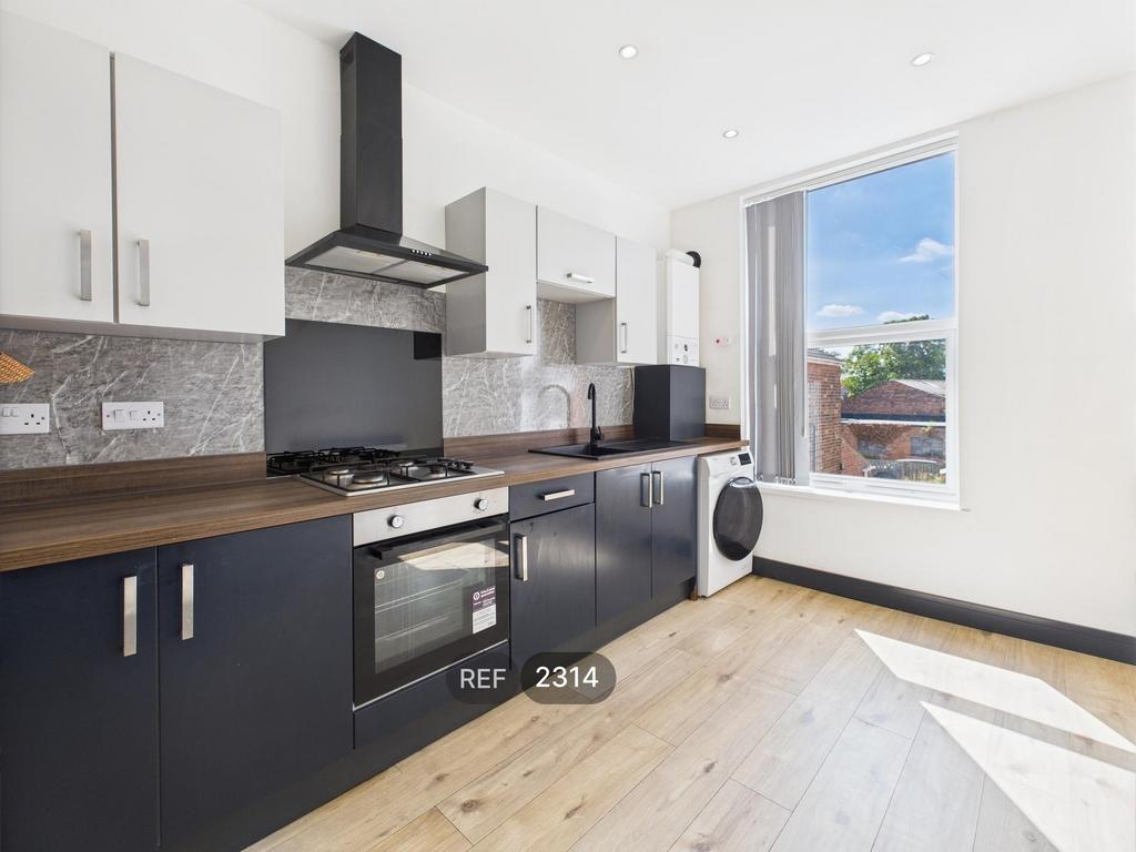 19 Ash Grove, Beverley Road, HU5 1LT 1 bed flat - £650 pcm (£150 pw)