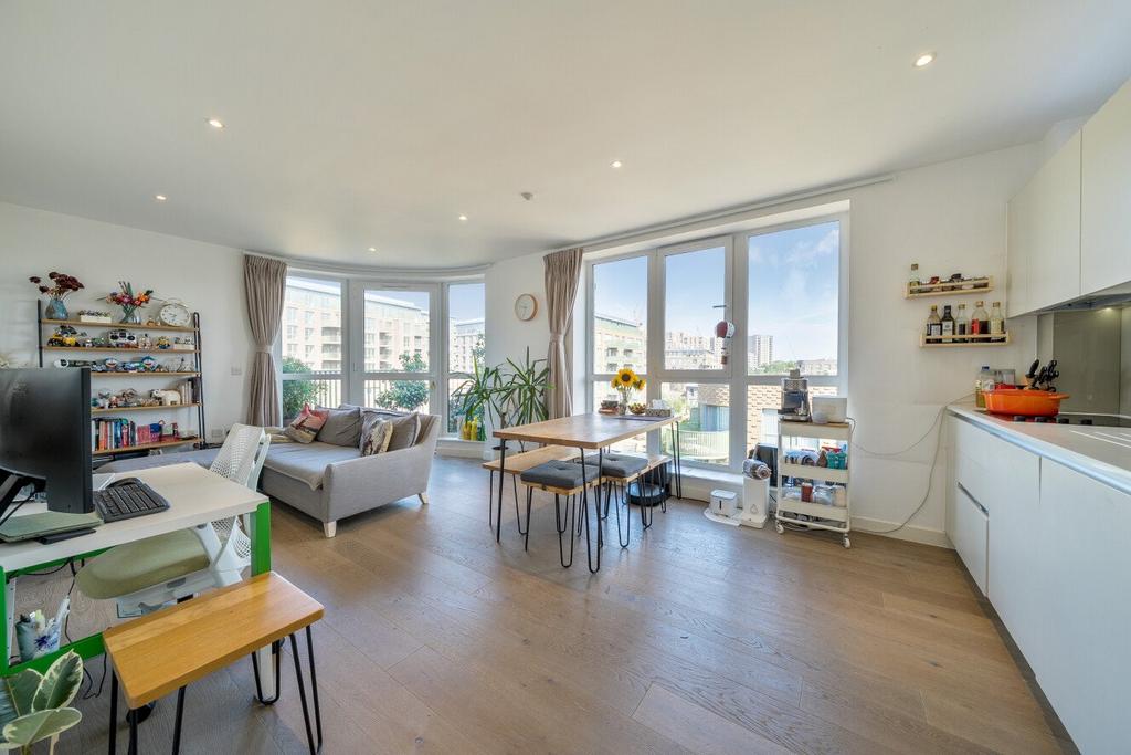 Maltby House, 18 Tudway Road... 2 bed flat - £425,000