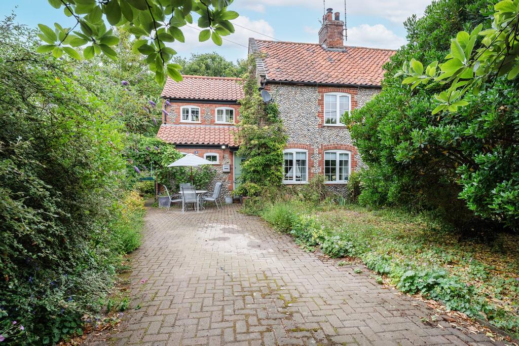Beckmeadow Way, Mundesley 3 bed cottage for sale - £325,000