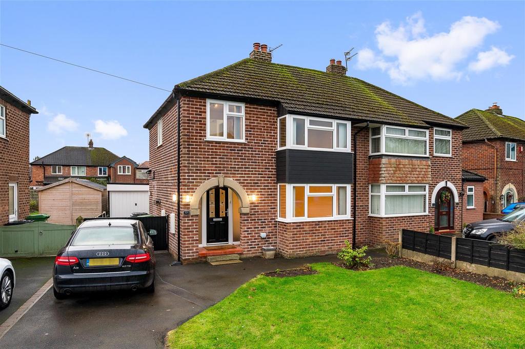 Whitbarrow Road, Lymm WA13 3 bed semi-detached house - £1,650 pcm (£381 pw)
