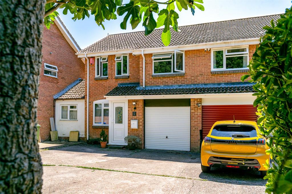 Carisbrooke Drive, West Durrington... 3 bed terraced house for sale - £ ...