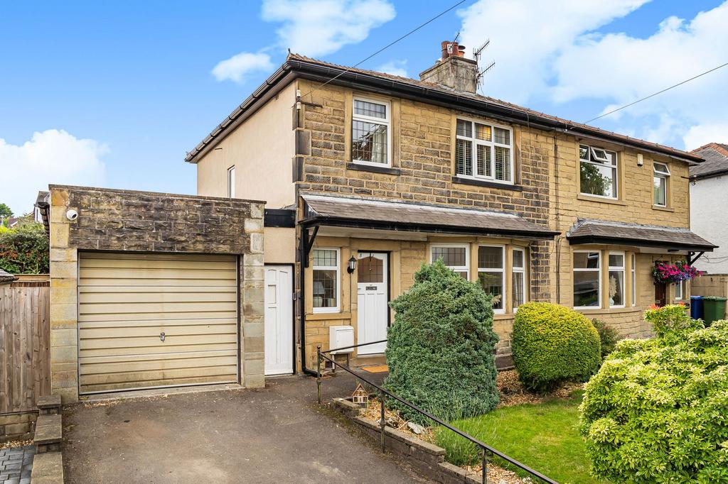 Rosehill Avenue, Burnley BB11 3 bed semi-detached house for sale - £279,950