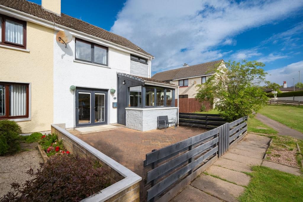Shillinghill, Alness IV17 3 bed semi-detached house - £130,000