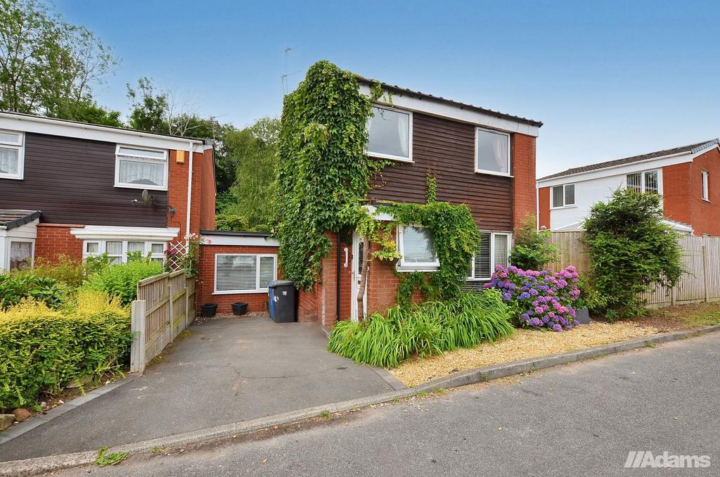 Porthleven Road, Runcorn 3 bed link detached house for sale - £200,000