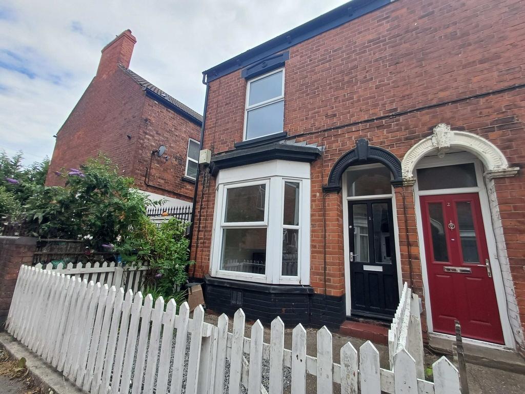 Elder Avenue, Abbey St, Hull, HU9 2 bed end of terrace house - £650 pcm ...