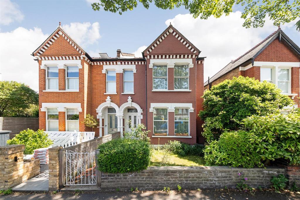 Clive Road, London SE21 4 bed house for sale - £1,400,000