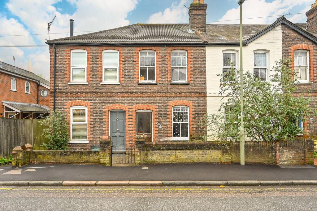 Walnut Tree Close, Guildford, GU1... 2 bed terraced house - £2,450 pcm ...