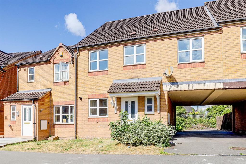 Edmonstone Crescent, Bestwood NG5 4 bed terraced house - £1,245 pcm (£ ...