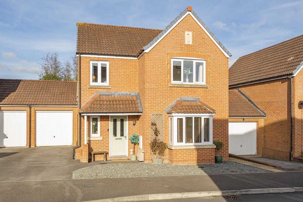 Swindon, Wiltshire, SN5 4 bed detached house for sale - £425,000