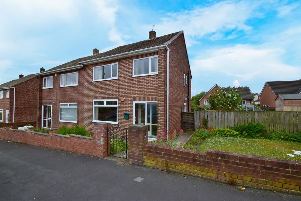 Kyo Road, Catchgate, Stanley 3 bed semi-detached house for sale - £135,000