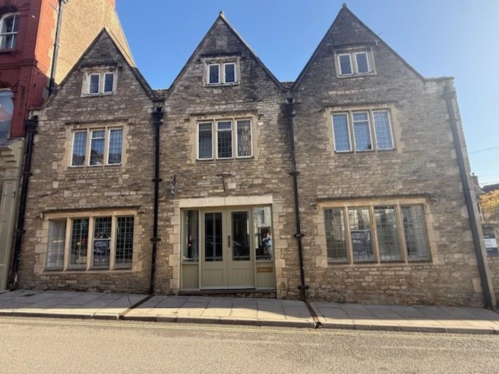 High Street, Malmesbury SN16 Office to rent - £400 pcm (£92 pw)